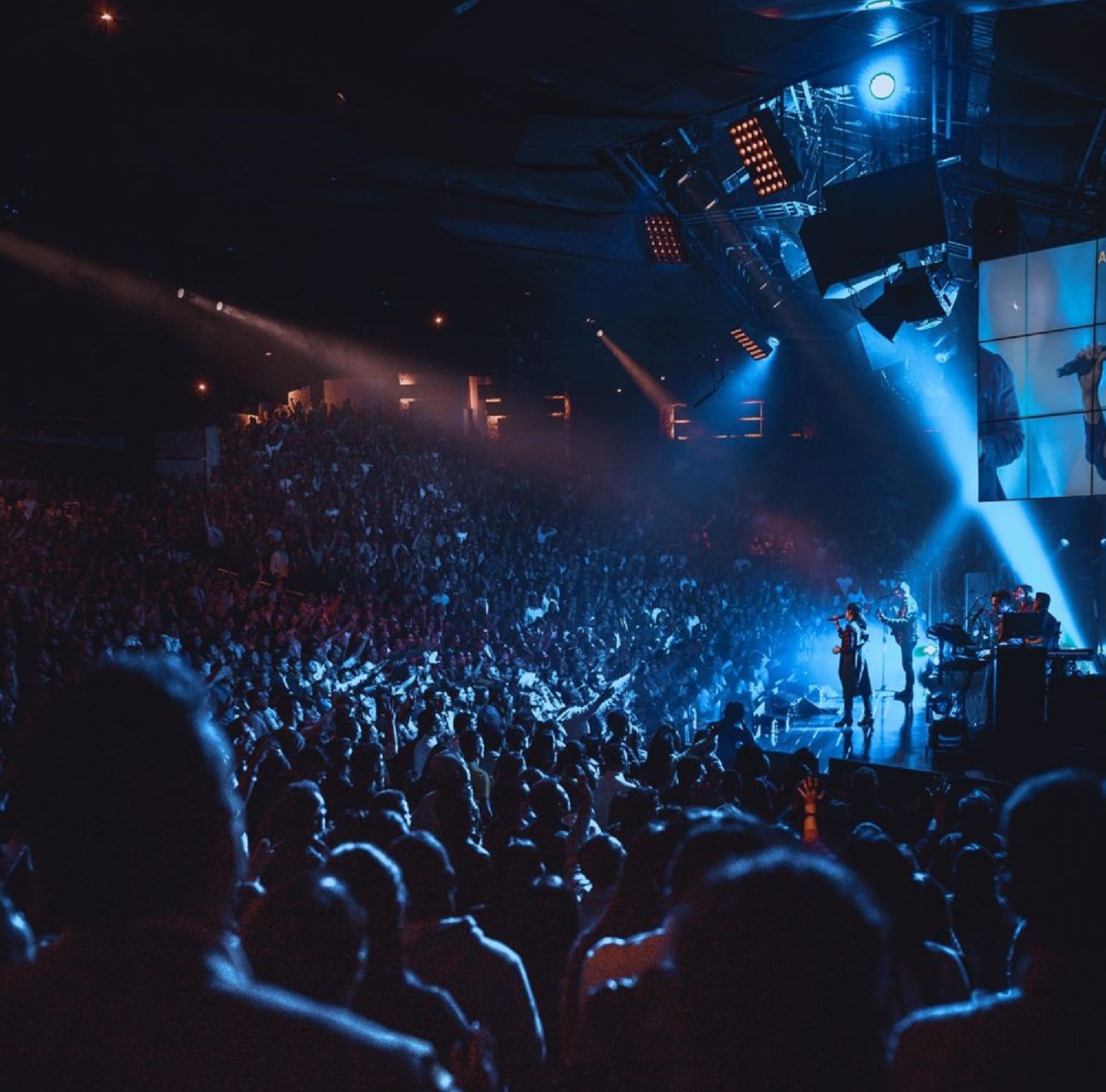 El Lugar de Su Presencia – emultitrack